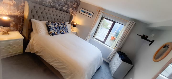 Mews Apartment Main St Carrigart - Downings