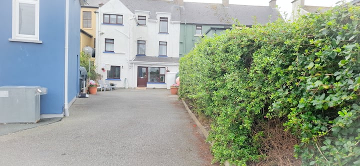 Mews Apartment Main St Carrigart - Downings