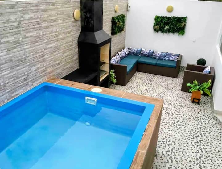 Casa Con Piscina Puerto Viejo Pet Friendly 5-9 Pax - Mala