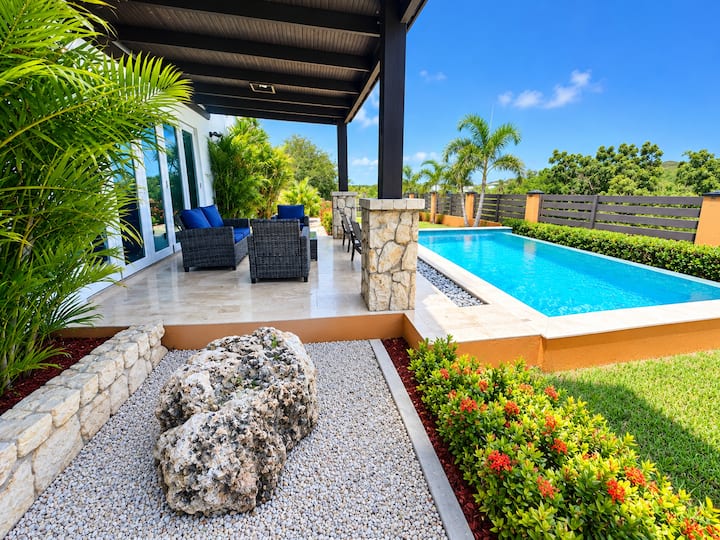 Carthys Estate - Antigua and Barbuda