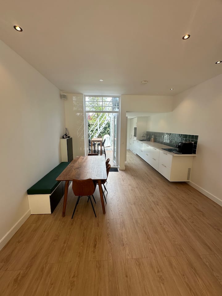 Welcome To ‘Vogelenbuurt Garden Suite’-rooftop - Utrecht