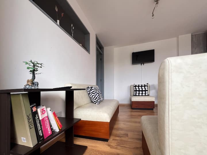 Espacio Perfecto Para Trabajar Y Descansar. Wifi. - Quito