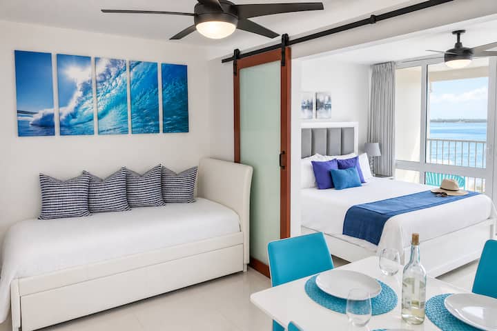 15th-floor Beachfront Condo W/ Ocean Views - Carolina