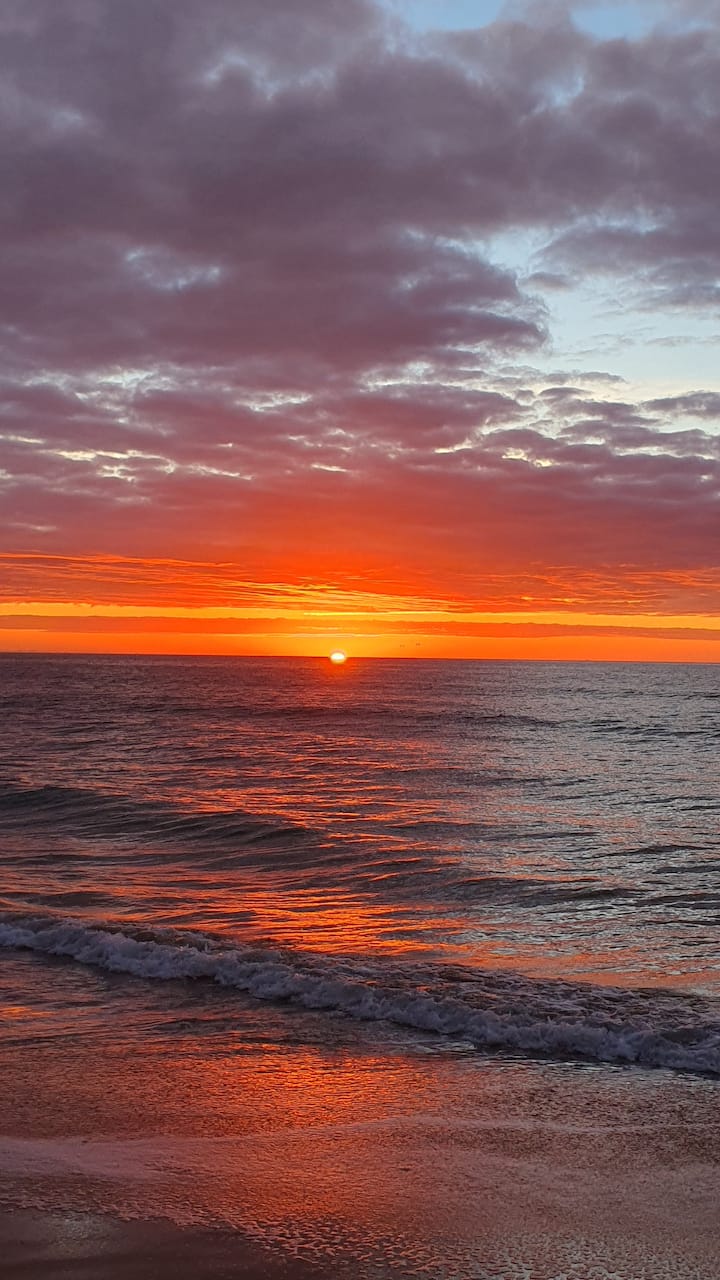 Cozy Getaway: Beach, Pool, Garden - Lagos