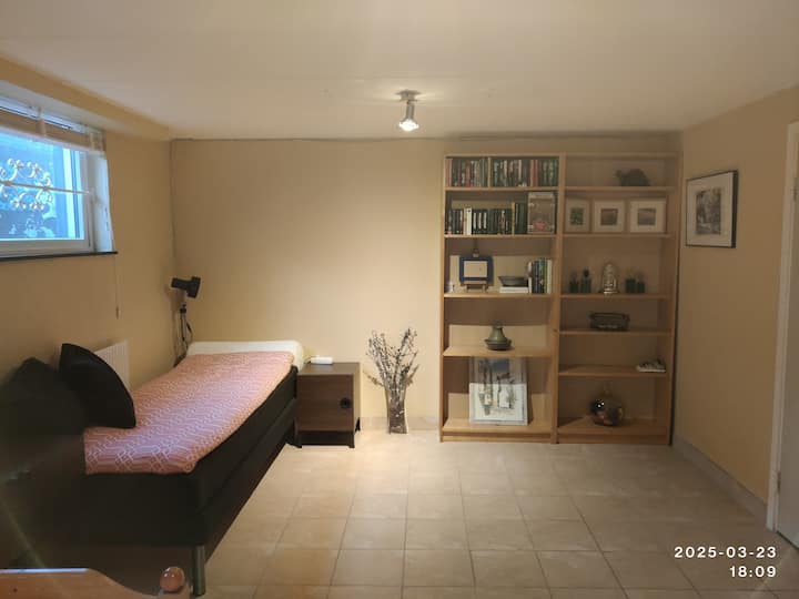 Two Cozy Rooms Located Right Outside City-centre - Helsingborg
