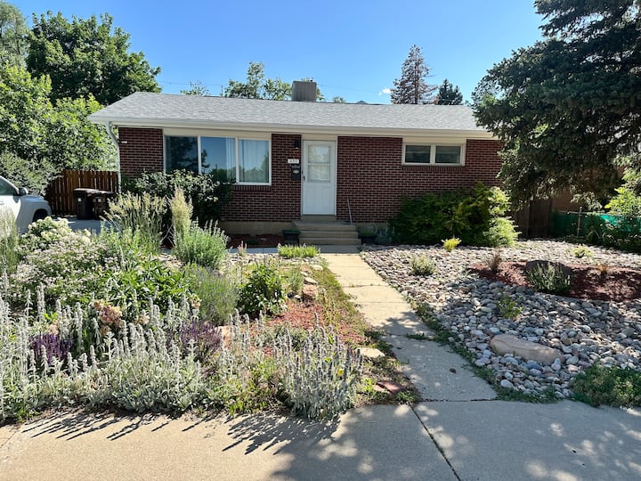 3 Bed 2 Bath Home In South Boulder - Boulder, CO