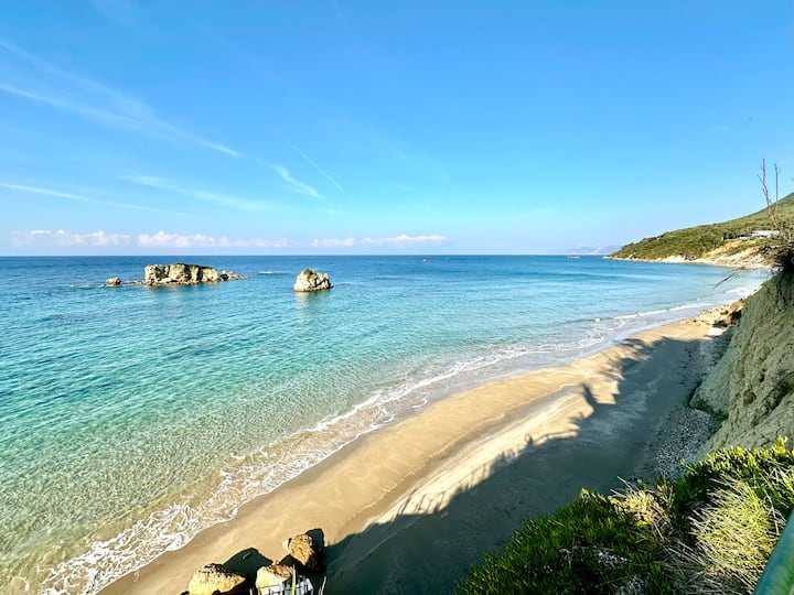 Beachfront,unique View, Privacy, Family & Friends - Corfu