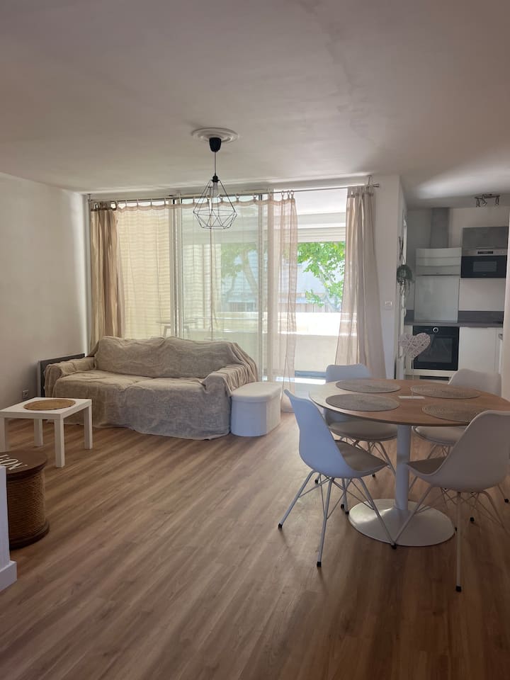 Charmant Appartement à Narbonne – Idéalement Situé - Narbonne