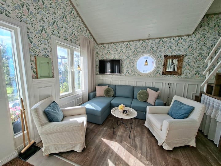 Bergö Seaview ;  Garden Guest House Apt. - Vaasa