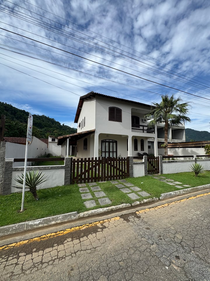 Casa Grande A 200 Metros Da Praia - Ilha Grande