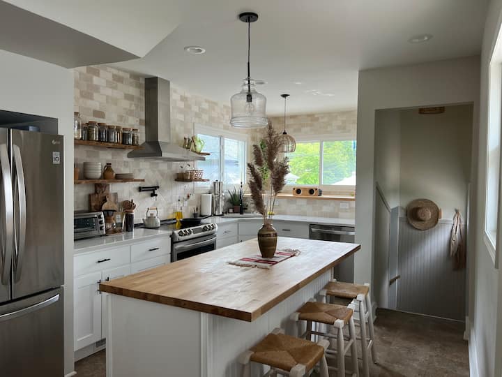 Earthy Eclectic Milwaukee Home - Milwaukee, WI