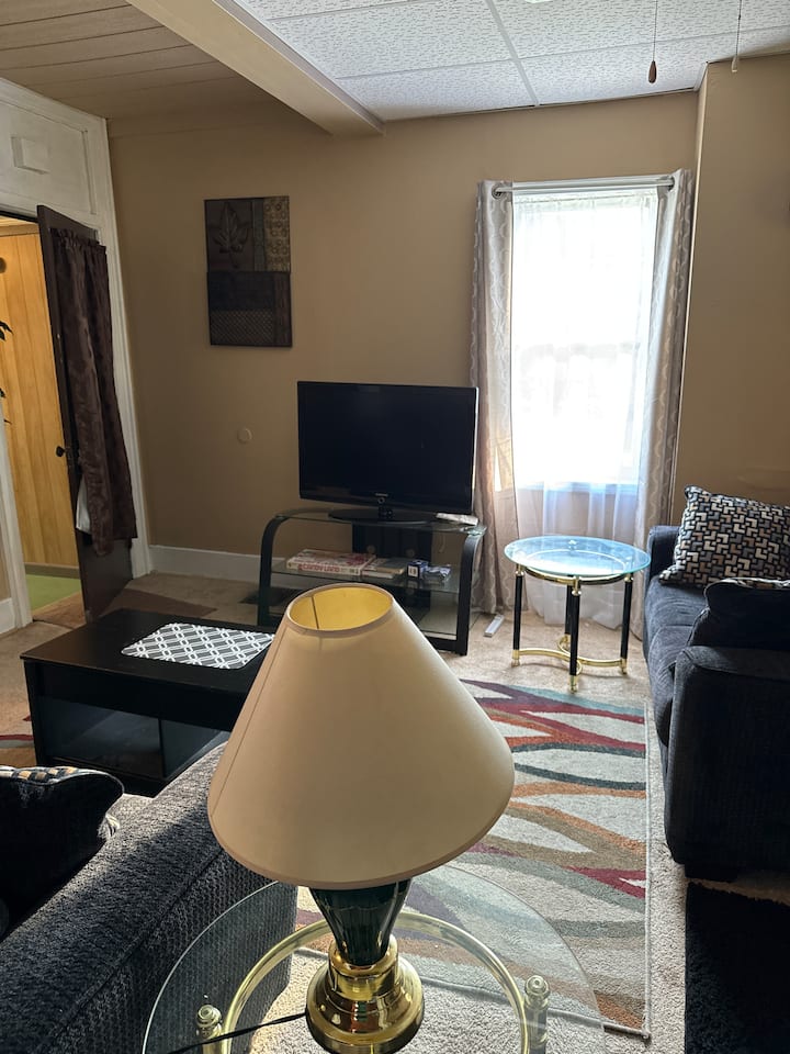 Awald Air Bnb Community - Elkhart, IN