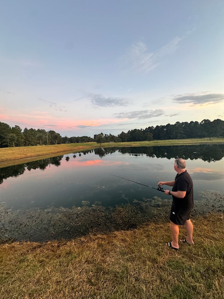Rustic Renovated Cabin In Woods: Close To A&m - Texas