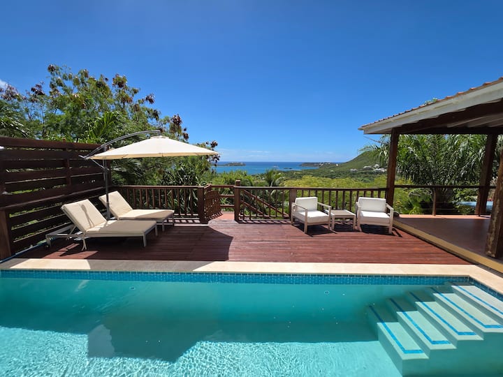 Home And Pool With A View, Falmouth, Porvorose - Antigua and Barbuda
