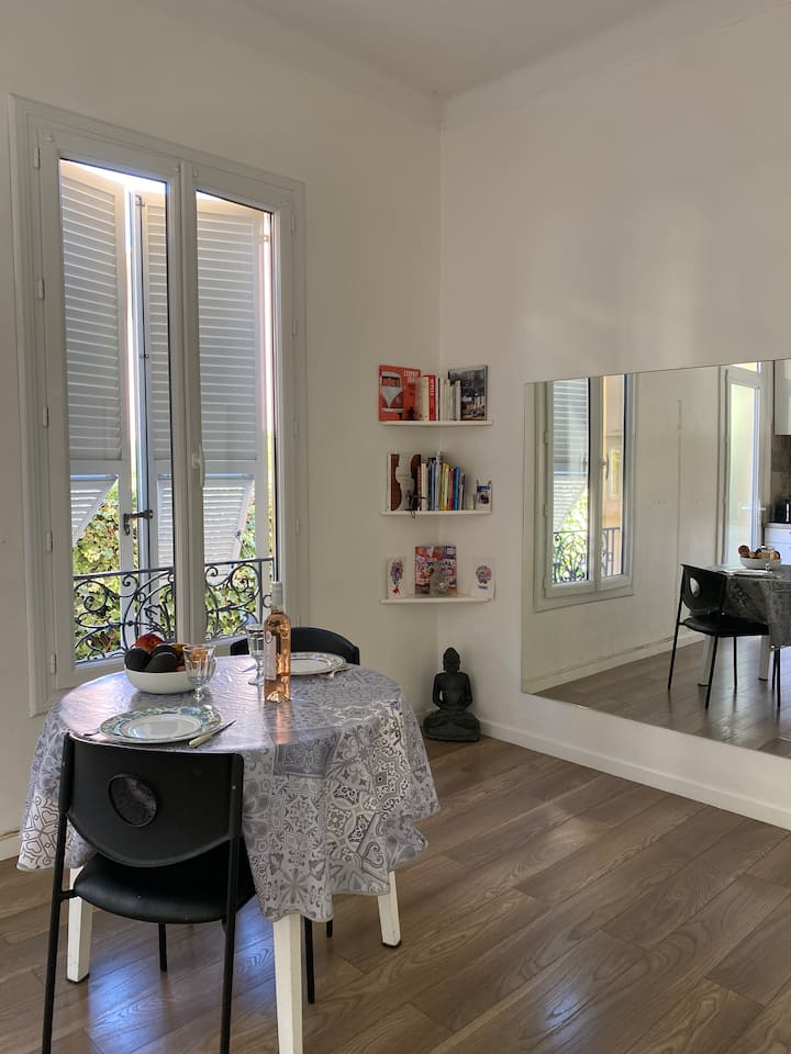 Nice : Le Charme Des Maisons Niçoises. - Niza