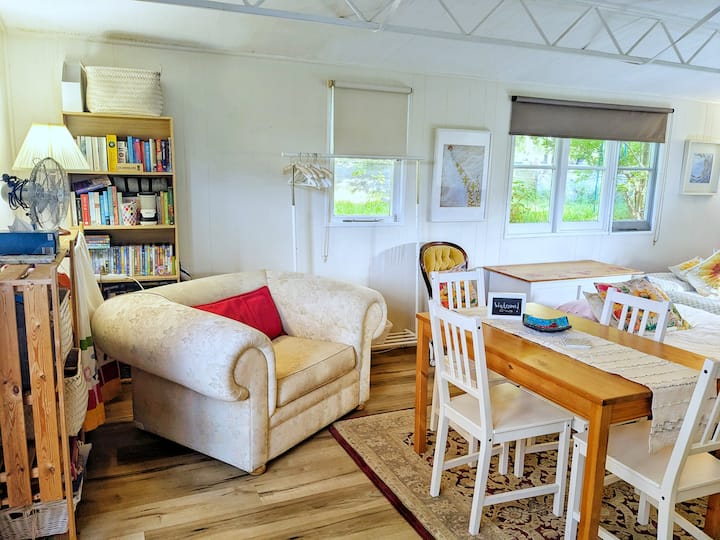 Wake Up To Birdsong At Rustic Gumtree Cottage! - Adelaida