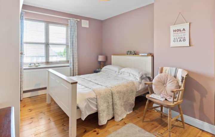 Southeast Getaway (Single Room Option) - Irland