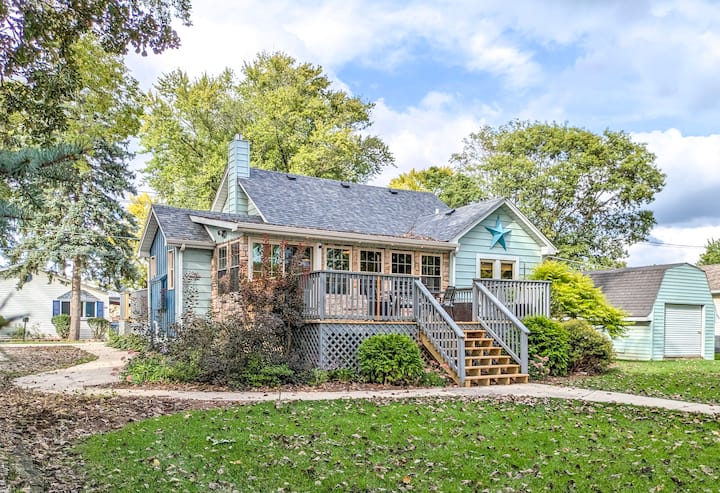 Riverfront Oasis: Parks+ Kayaks+relaxation Await! - Grant Park, IL