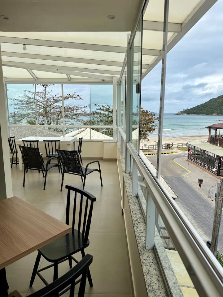 Cobertura Quase Pé Na Areia E Vista Mar - Porto Belo