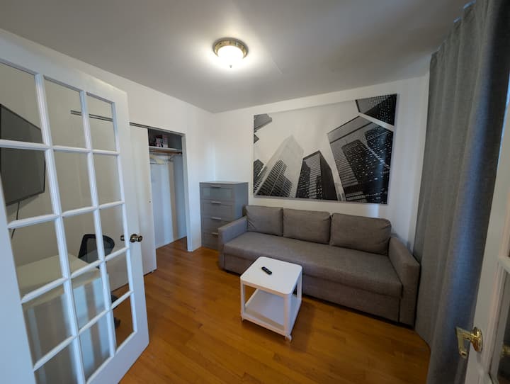 Ues 1br Next To Mount Sinai & Cornell Hospitals - New York City