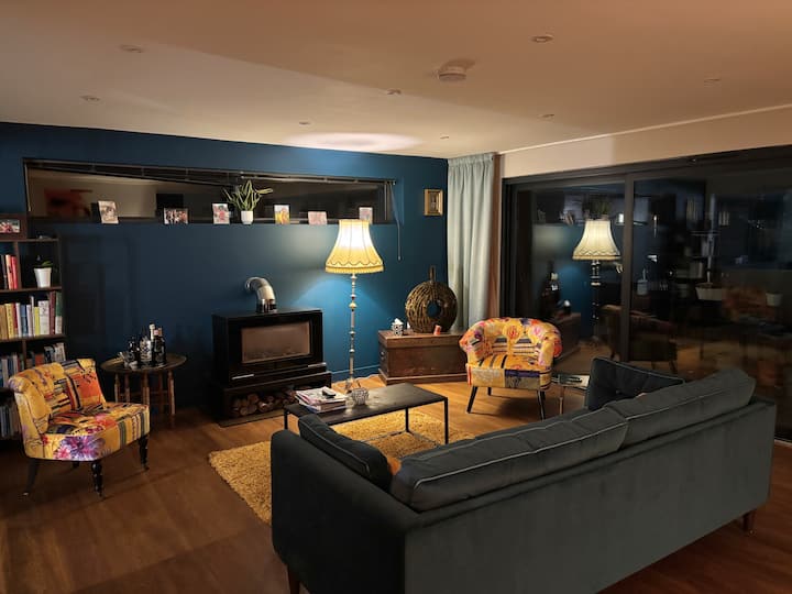Beautiful Penthouse One-bed Flat With Balcony - Hove