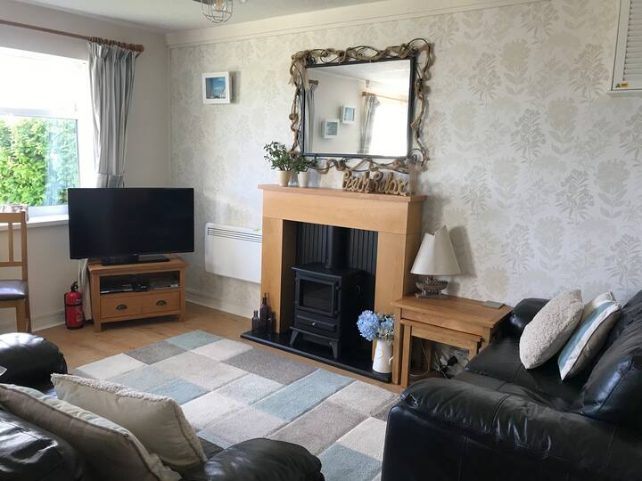 Holiday Home For 1 Or 2 Persons - Dog Friendly - Bosherston Lily ponds