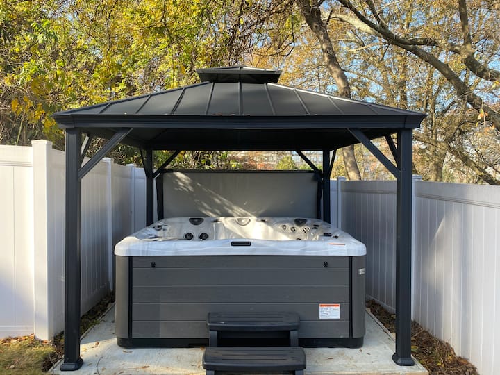 Near Beltline & Ponce City Market W/pool & Hot Tub - Atlanta, GA