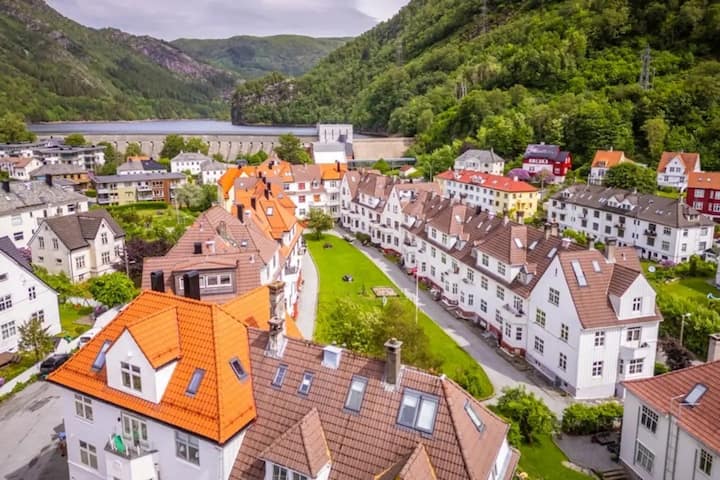 Stillig Hjem Med Hage - Bergen