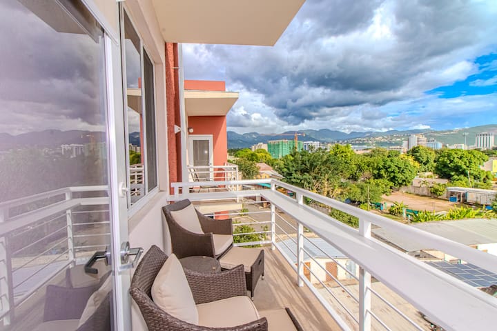 Hi-tech Central 1br @ Strathairn Ave New Kingston - Kingston