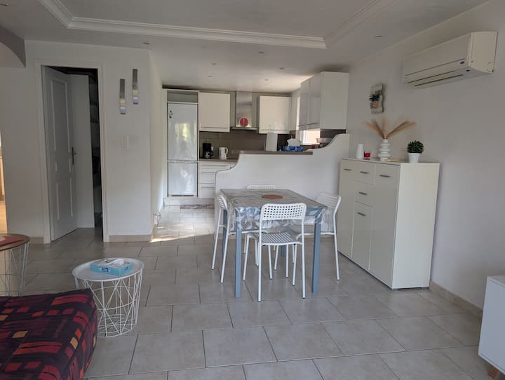 Appartement En Rez De Villa - 그라스