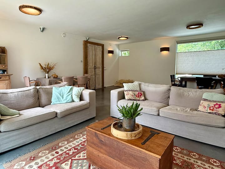 Romantisch, Houten Vakantiewoning - Tiel