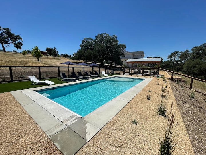 Pool + Oak Groves + Hiking  Paso Robles Estate - Paso Robles, CA