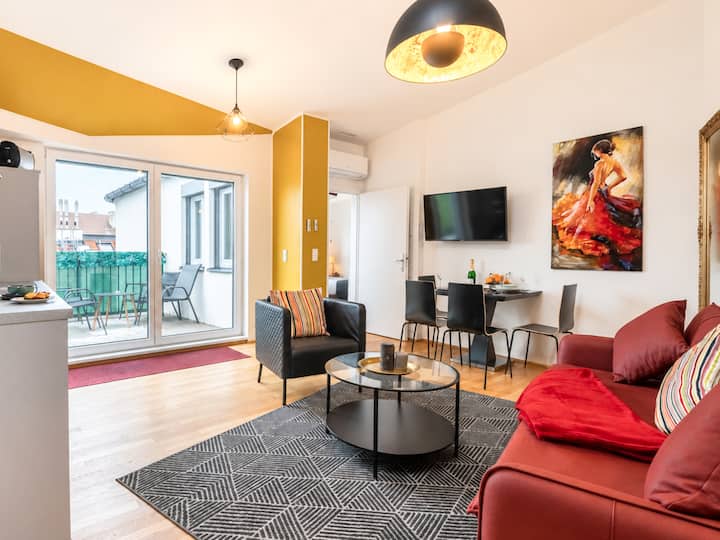 Terrace Apartment For 4 Near Naschmarkt & Metro U4 - Viedeň