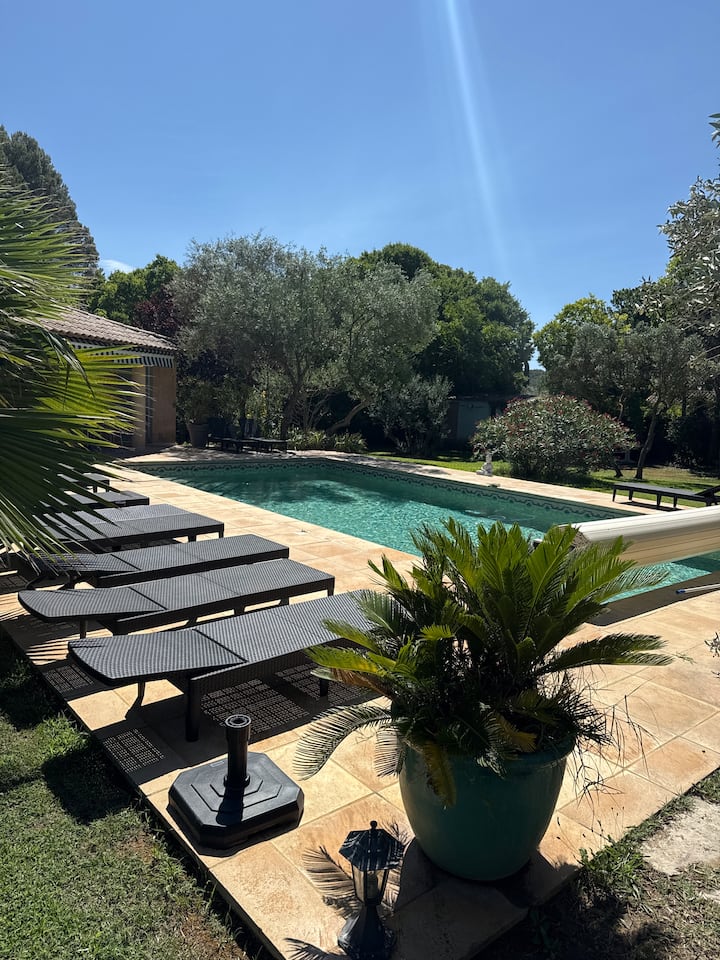 Gîte  Sur Belle Propriété - Draguignan