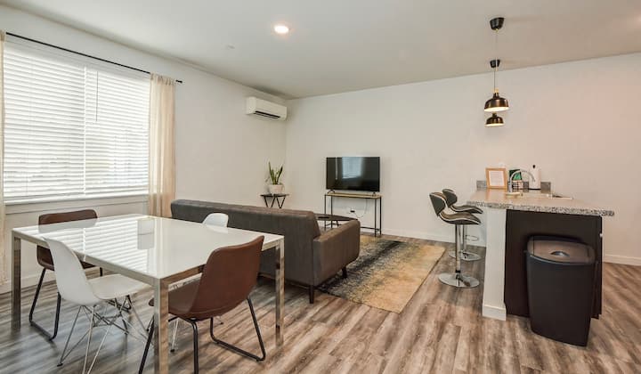 1 Bedroom Apartment Downtown Clarksville - Clarksville, TN