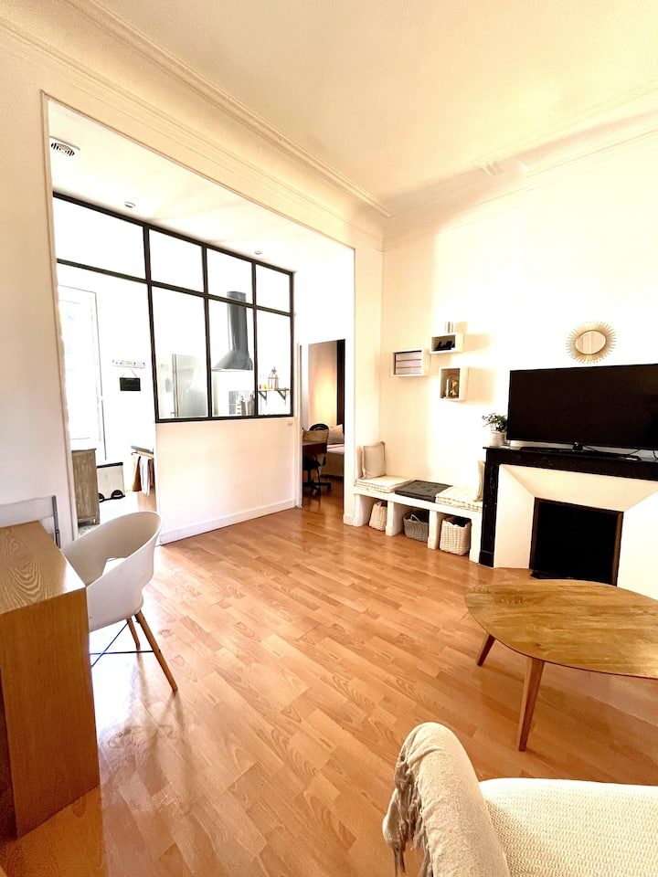 Superbe 3 Pièces En Plein Centre Historique D'aix - Aix-en-Provence