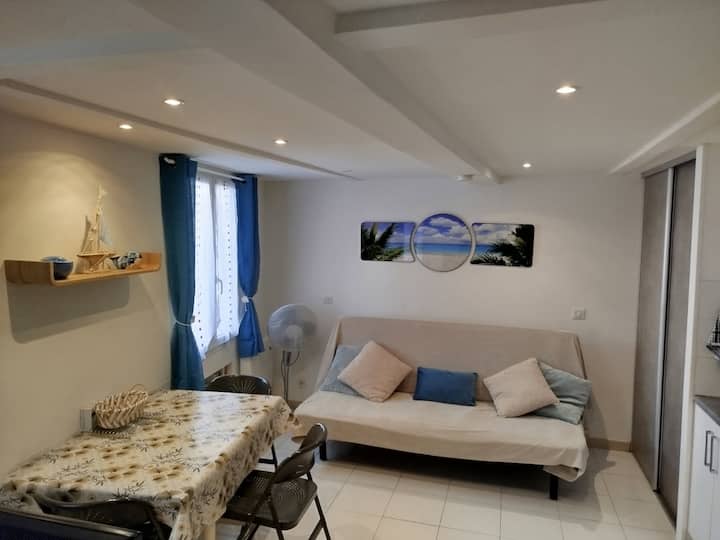 Studio Mourillon Proche Plage Lido, Avec Wifi - Toulon