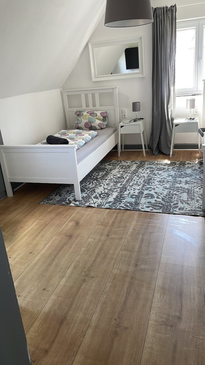 *Dachgeschosswohnung üBer Bad Mergentheim* - Bad Mergentheim