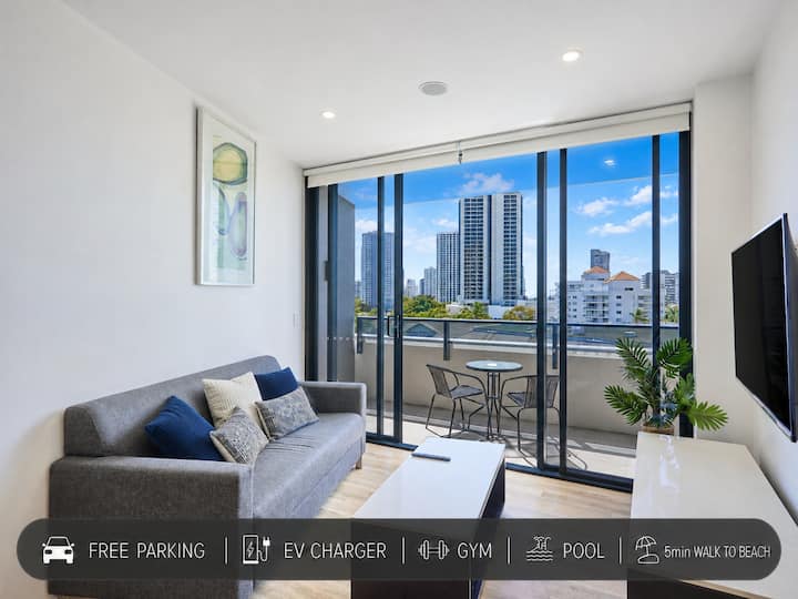 Comfy 2 Bedroom Apartment With Glimpse Of Ocean - Nerang