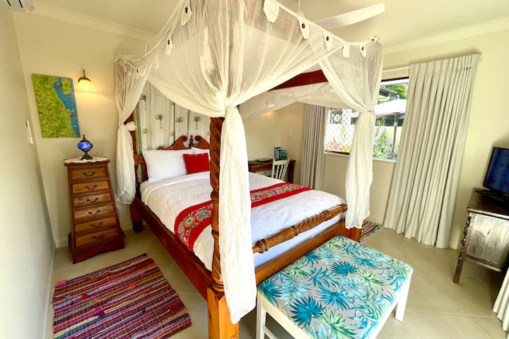 Aloha Palm Cove- Bicycle-wifi-400m Beach. - Cairns