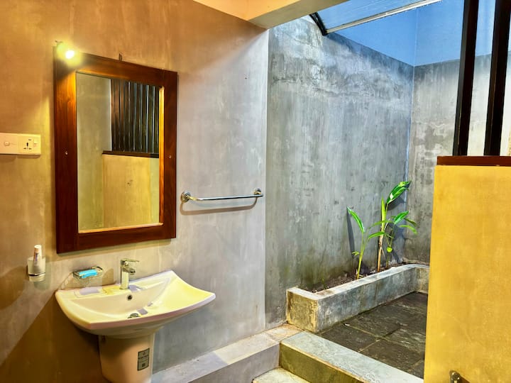 Calm House - Nature Inspired Private Stay Mirissa - Mirissa