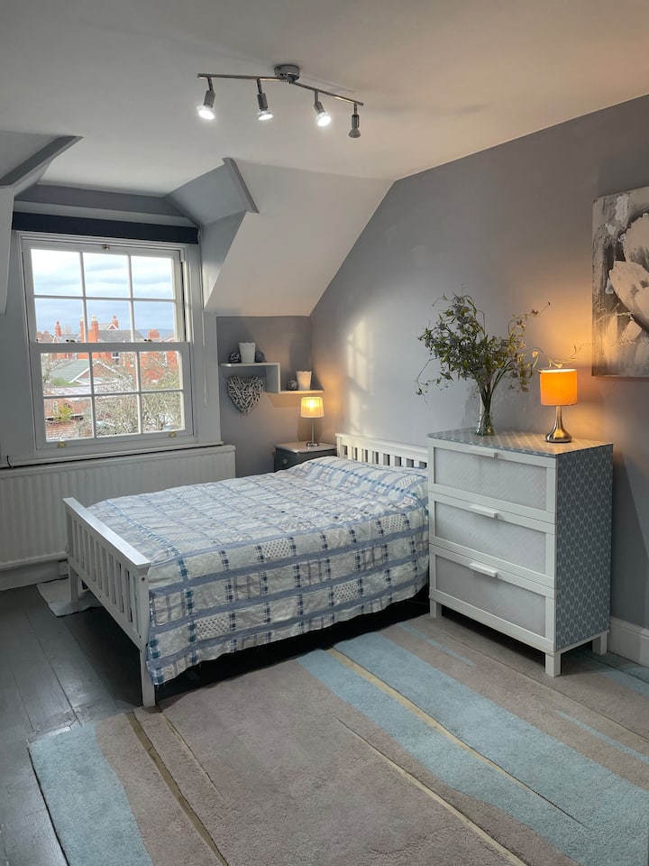 Whimsical Attic Style Room With Far Reaching Views - Hereford