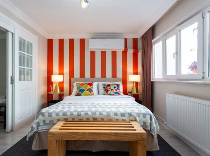 Two Flats In The Same Building For Big Groups - Istanbul