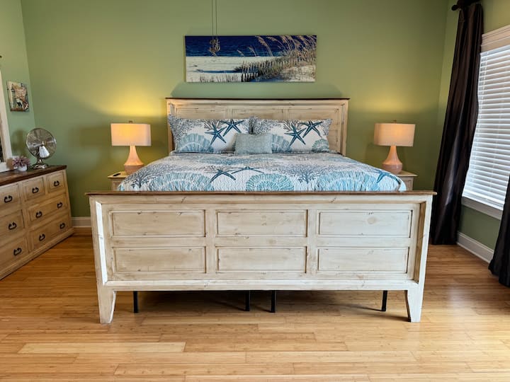 Nov Escape F/ 1-6, 2 Bd Condo, 2 Min Walk To Beach - Florida