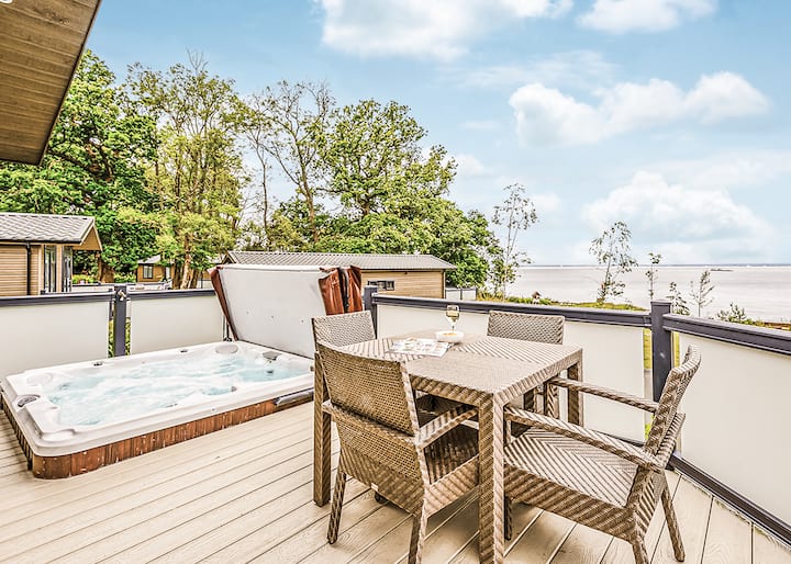 Osborne Premier Lodge - Isle of Wight