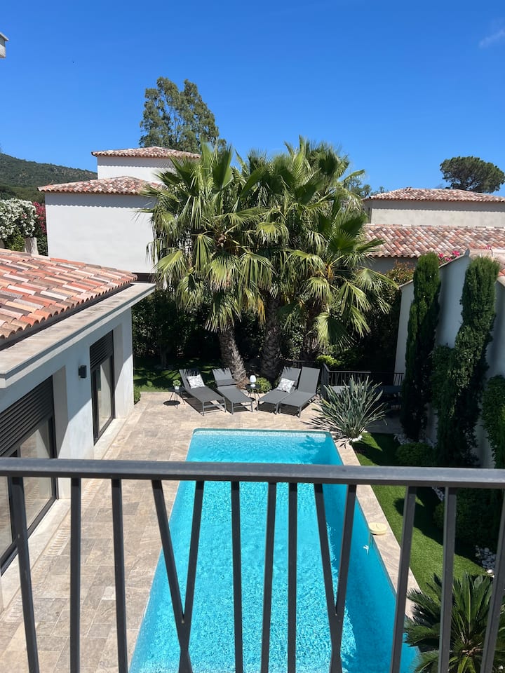 Maison Moderne Sur Le Golfe De St Tropez - Plage de Pampelonne