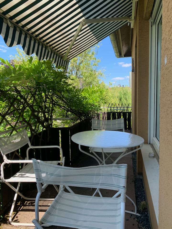 Apartment Zwei Zimmer - Rückzugsort Mit Balkon - Stuttgart