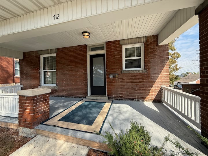 Historic Home Steps From The Capital And Dinning - Jefferson City, MO