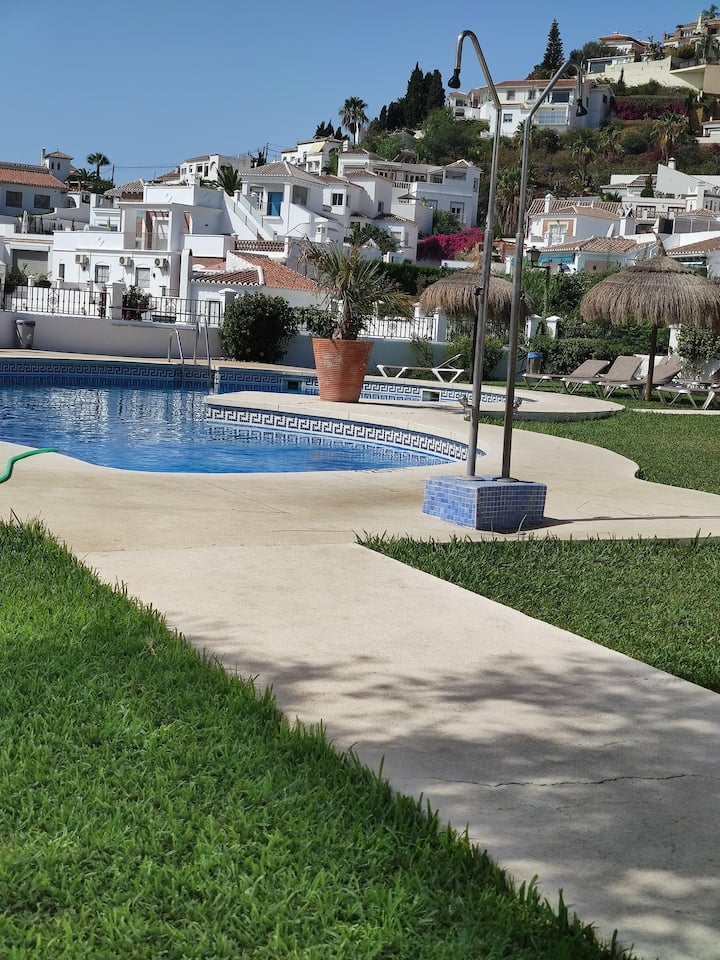 Beautiful Holiday Villa In Nerja - Costa Tropical