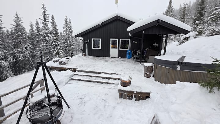 Cozy Cabin With Nice View At The Mountain - Norway